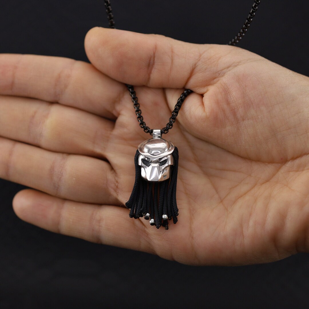 Predator Helmet Silver, Predator Helmet Necklace, Predator Alien ...