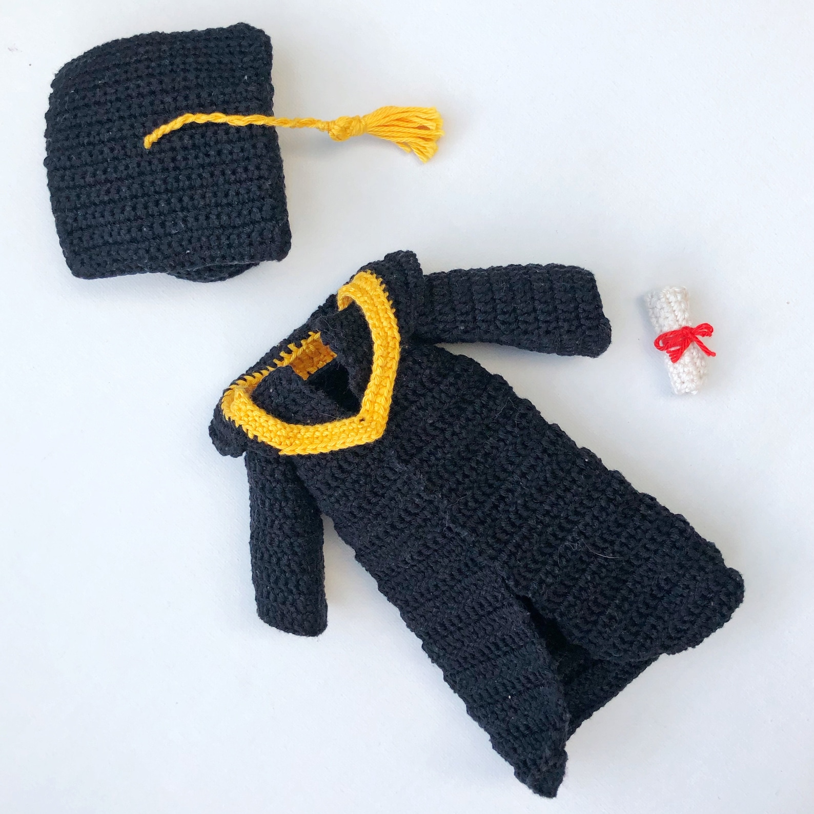 Graduation Izzy Crochet Amigurumi Doll Pattern PDF - Etsy