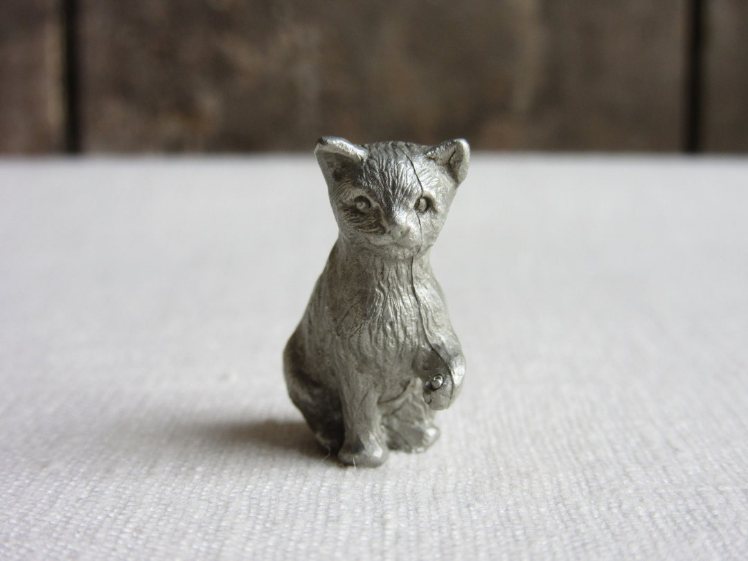 Teeny Tiny Vintage Pewter Cat, Kitten Figurine, Miniature Pewter Cat ...