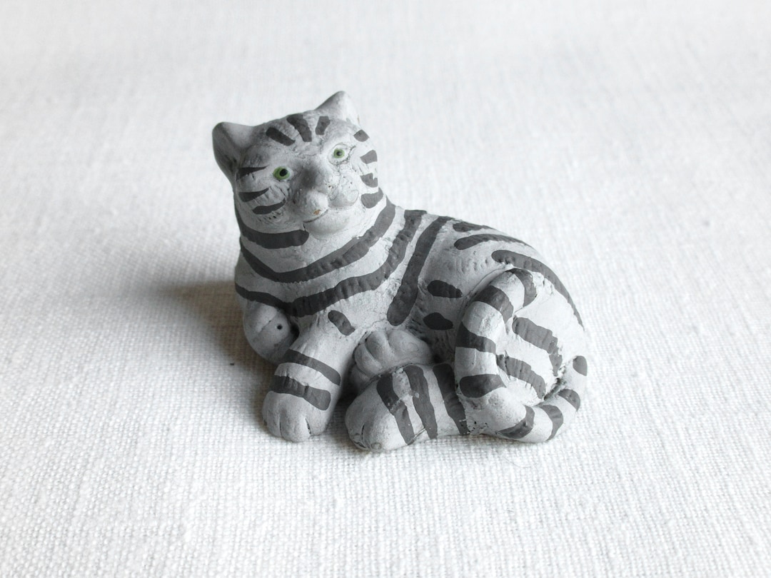 Vintage Silver Gray Tabby Cat Figurine, Miniature Fat Gray Tabby Cat ...