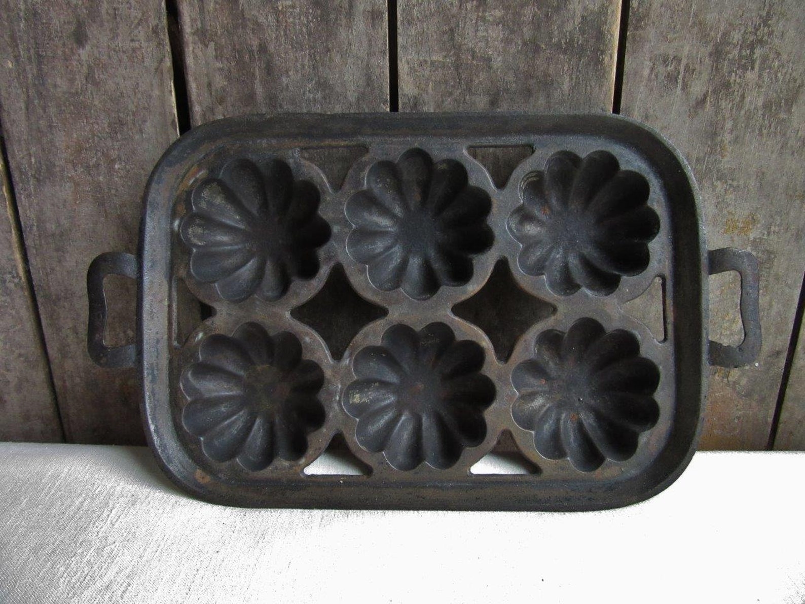 Vintage Cast Iron Gem Pan Cast Iron Turk Head Baking Pan | Etsy