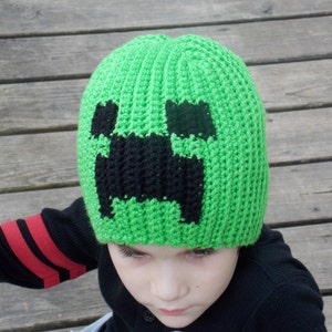 Crochet Green and Black Pixeled Creature Creeper Inspired Minecraft Hat ...