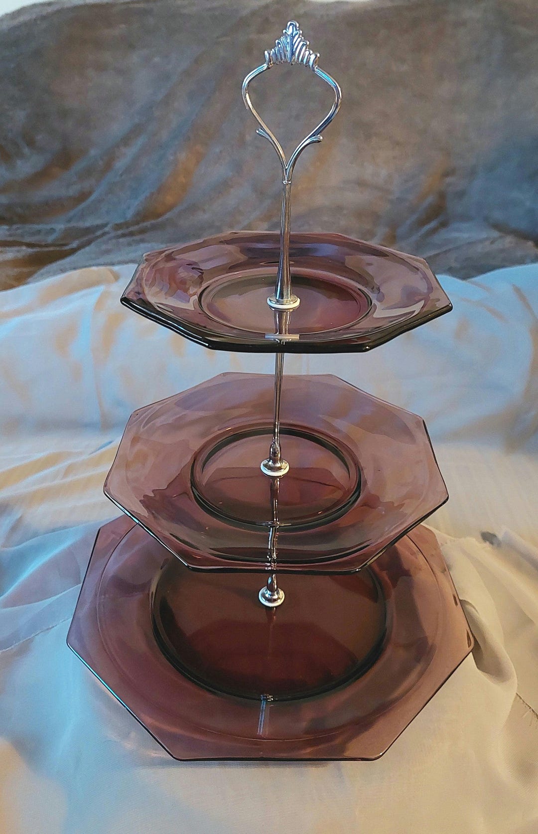 Hazel-atlas Moroccan Amethyst Center Handle 3 Tier Octagon Serving Tray ...