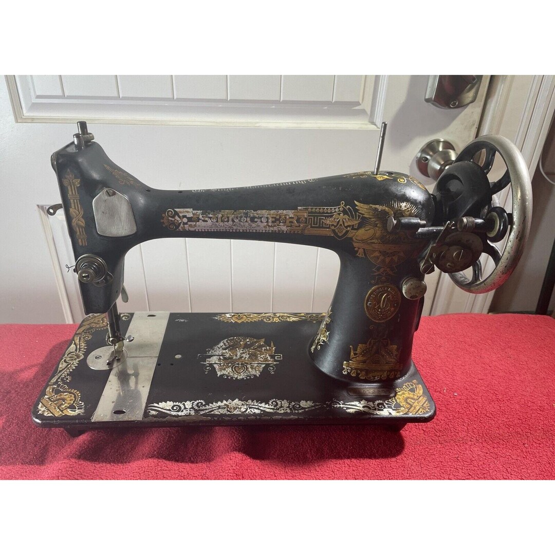 Antique 1924 Model 127 Singer Sphinx Treadle Sewing Machine Head Only ...