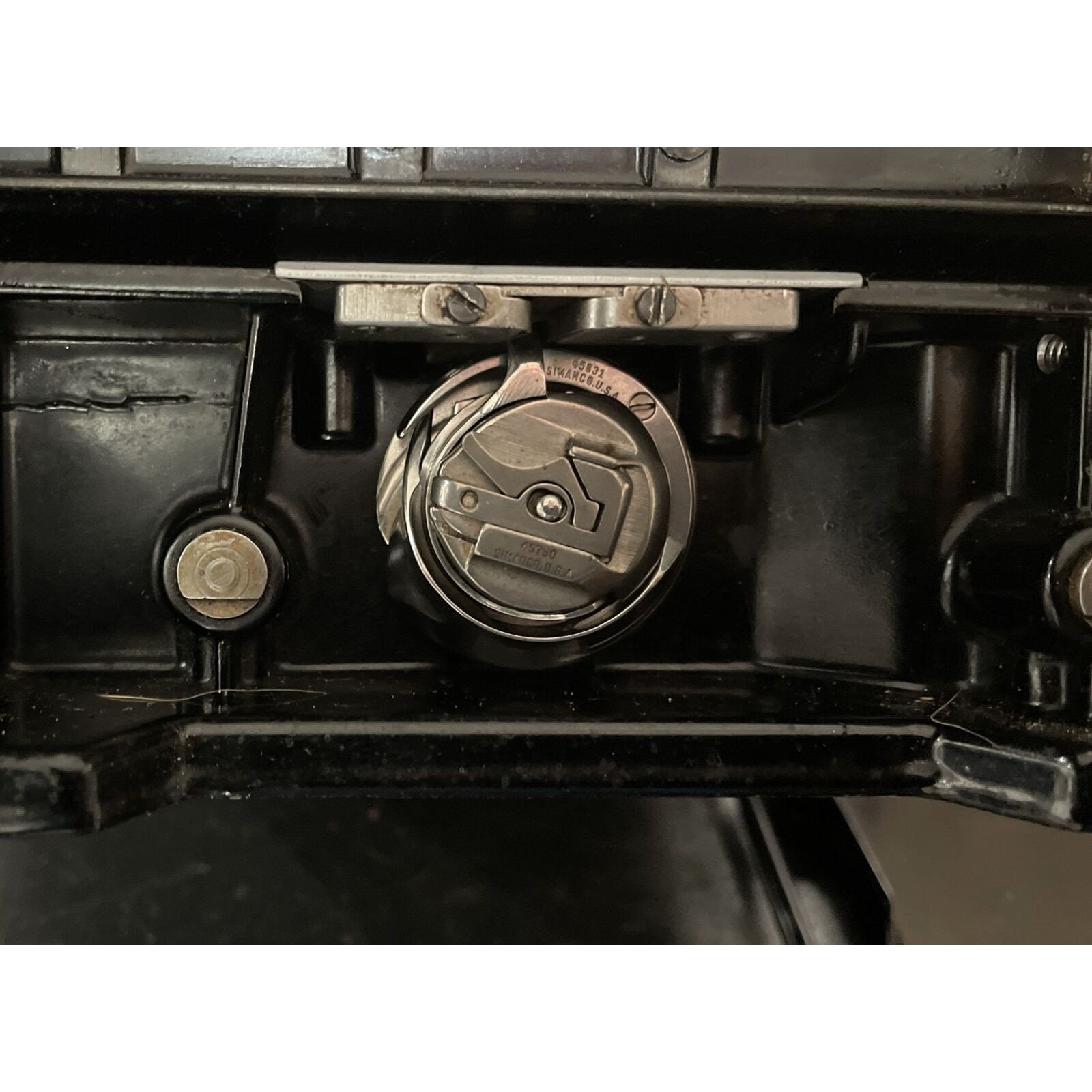 Vintage Singer Featherweight Model 221 Sewing Machine 1952 Serial No ...