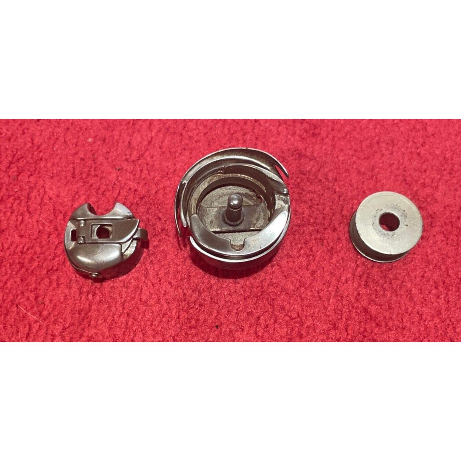 Vintage 1946 Singer 95-80 Sewing Machine # AG688937 Bobbin Case Hook ...