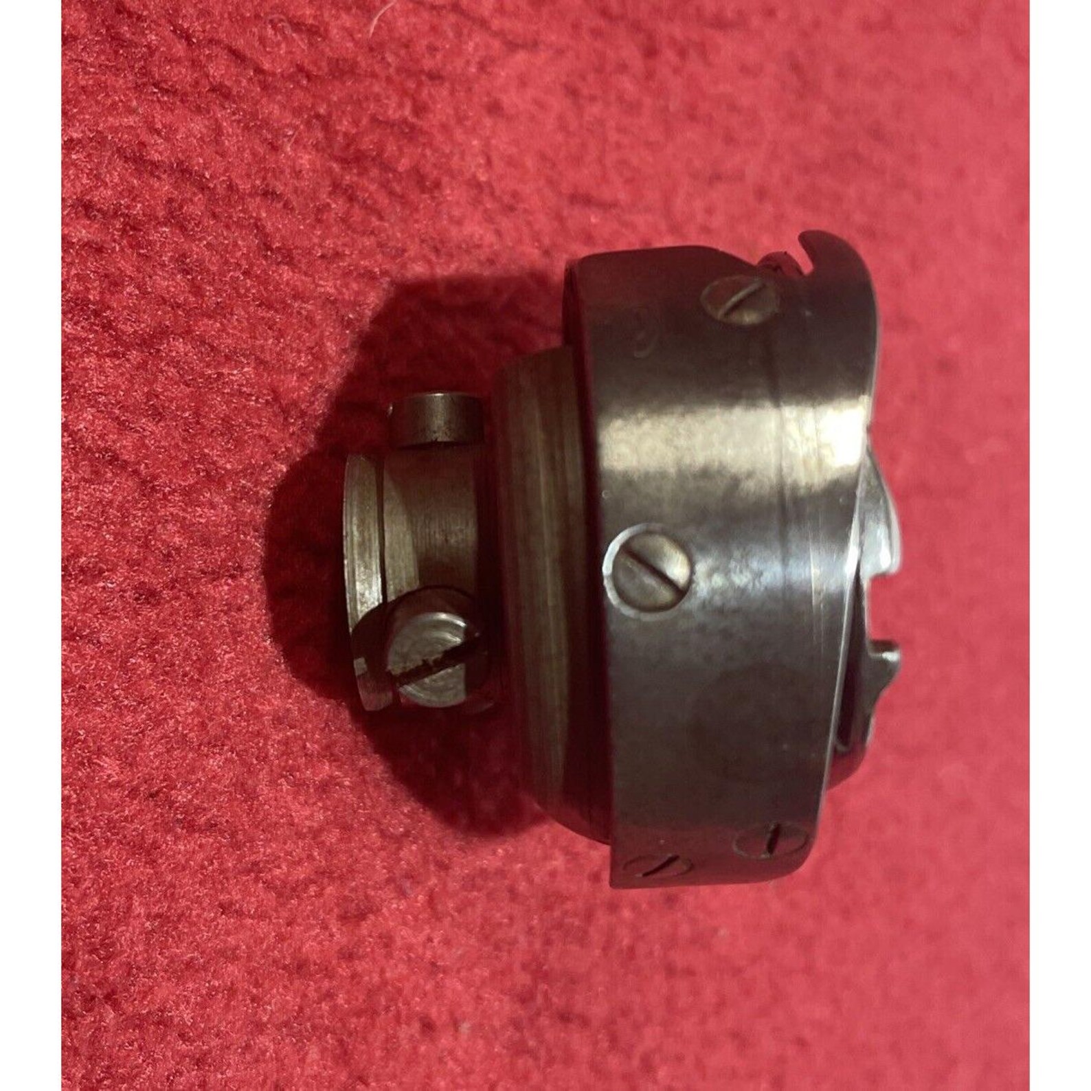 Vintage 1946 Singer 95-80 Sewing Machine # AG688937 Bobbin Case Hook ...