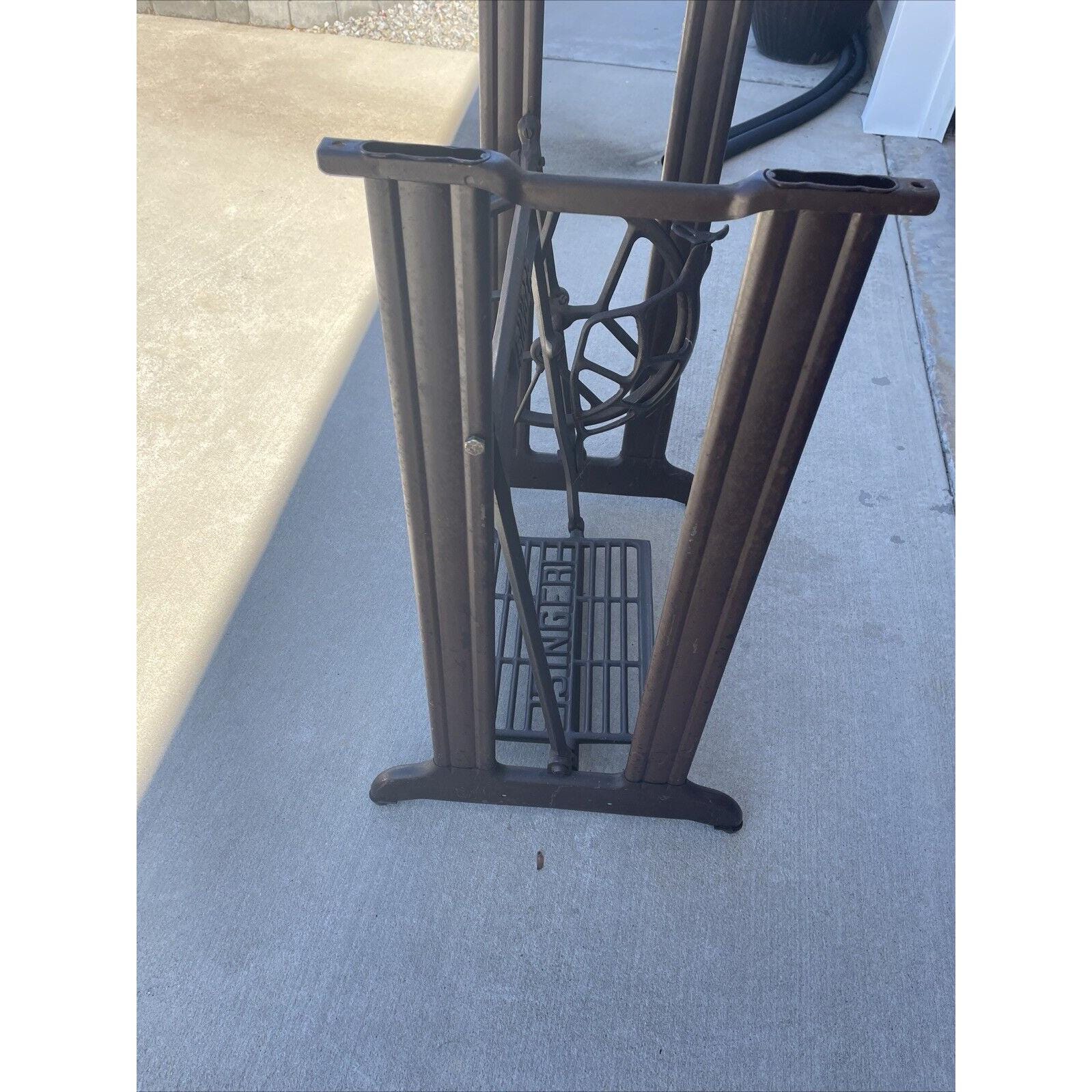 Singer Sewing Machine Treadle Base Depression Era Pair Legs Table Vtg ...