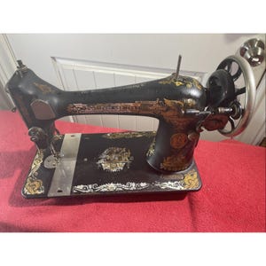 Antique 1924 Model 127 Singer Sphinx Treadle Sewing Machine Head Only ...