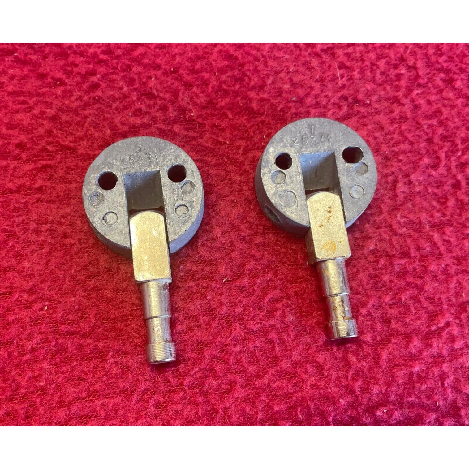 Vintage Singer Sewing Machine Cabinet Head Pin Hinges, 2 Screw, Steel ...