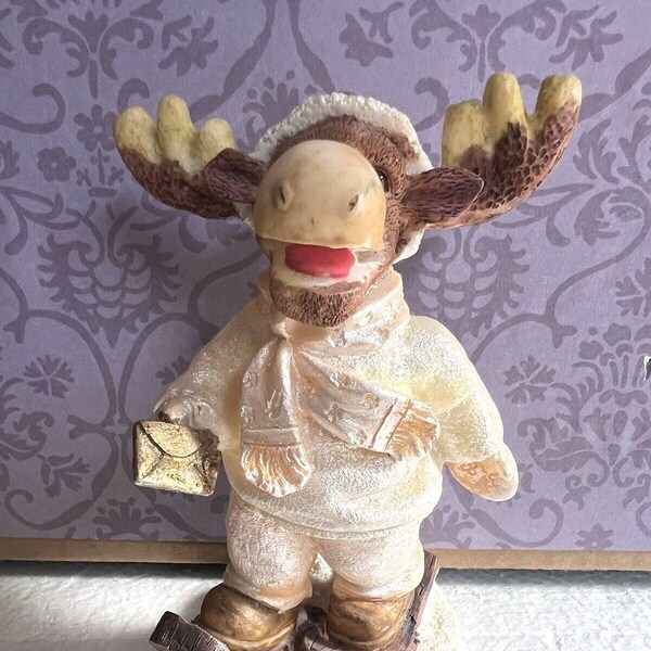 Resin Moose Figurine - Etsy