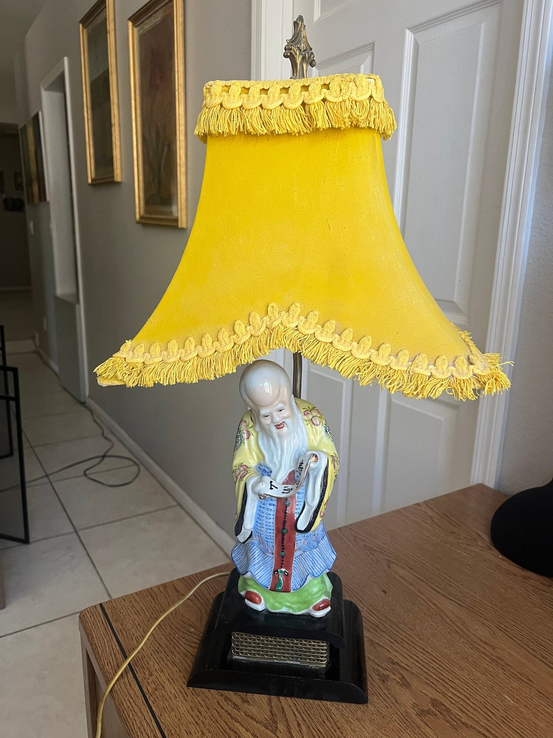 Vtg God of Longevity Bald Old Man Porcelain Chinese Yellow Shade Table ...