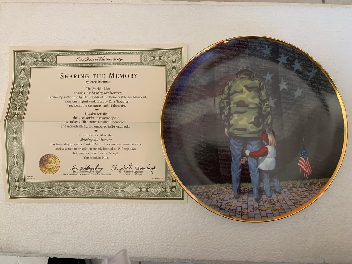 Vtg Sharing the Memory Vietnam Veterans Memorial Plate 1993 - Etsy
