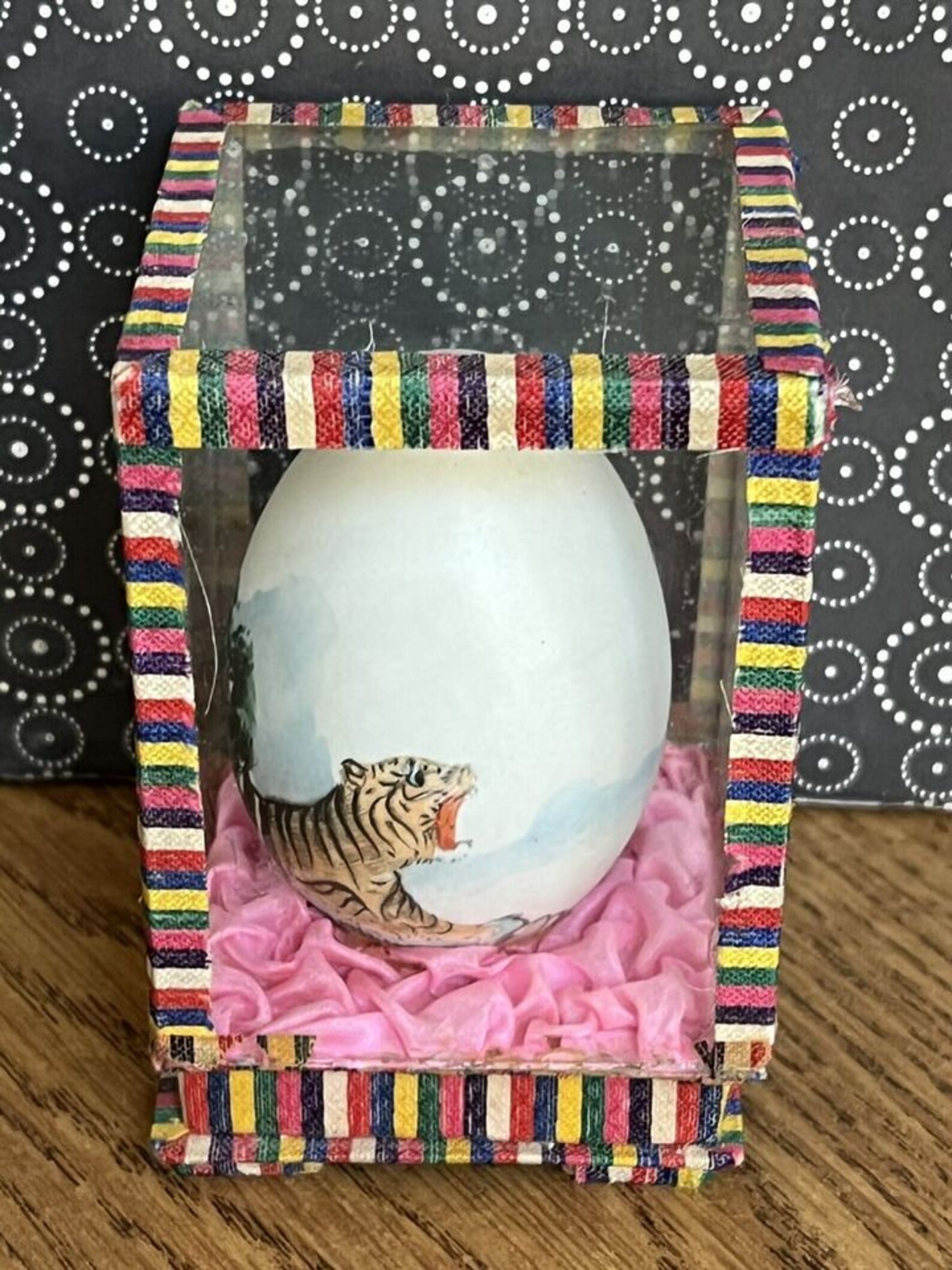Vintage Tiger Hand Painted Egg Shell in Rainbow Clear Display Case 3 ...