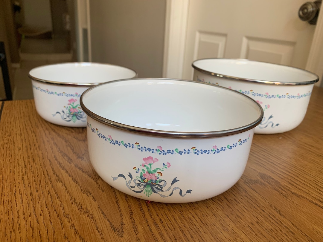 Vintage Set of 3 Linco Ware Enamel Ware Bowls BOUQUET Made Indonesia - Etsy