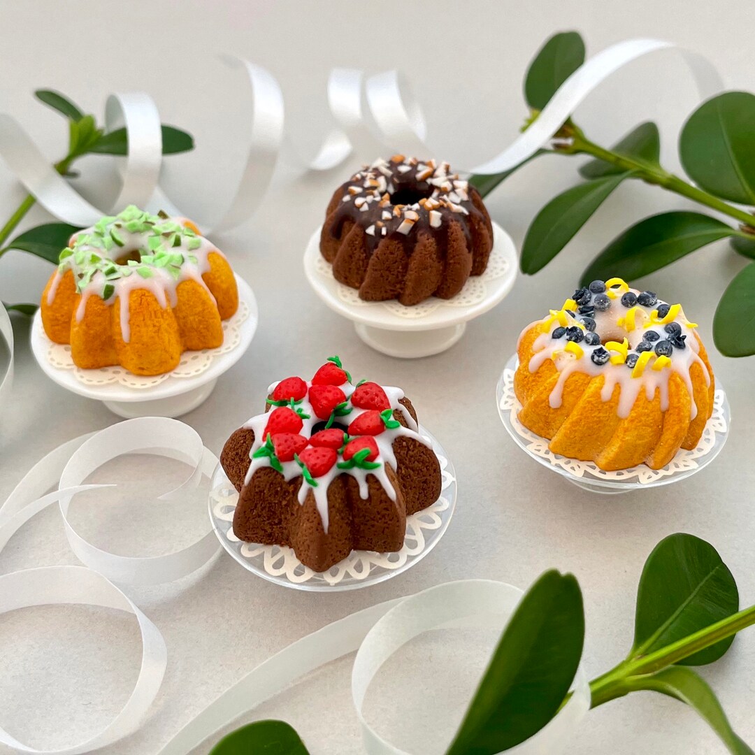 Miniature Bundt Cakes in 1 Inch Scale - Etsy
