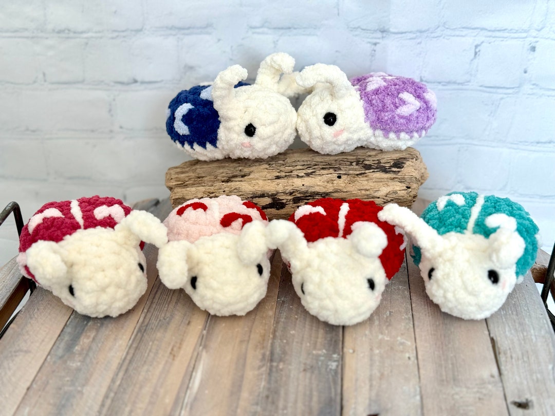 Crochet Lovebug Plushie Crochet Ladybug Plushie Crochet Ladybug Stuffed ...