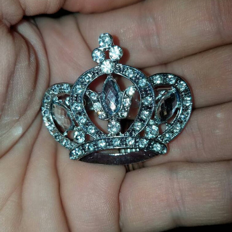 Small Vintage Inspired Crown Pin / 37mm X 43mm Use for Wedding - Etsy