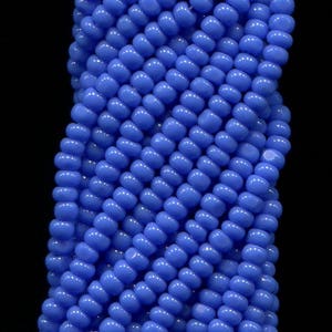 Short Hank 11/0 Delf Blue Opaque | True Cut, Charlottes Czech Glass ...