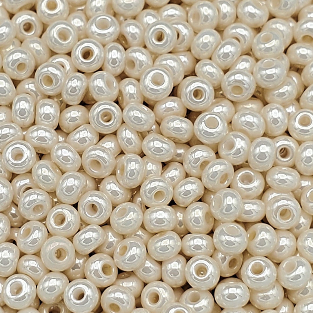 6/0 Light Cream/bone Eggshell Ceylon | Preciosa Glass Czech Seed Beads ...