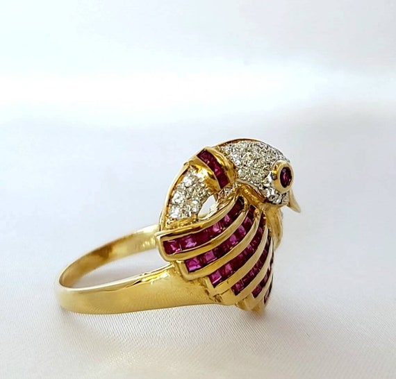 14k yellow gold diamond and Ruby Swan ring - Gem