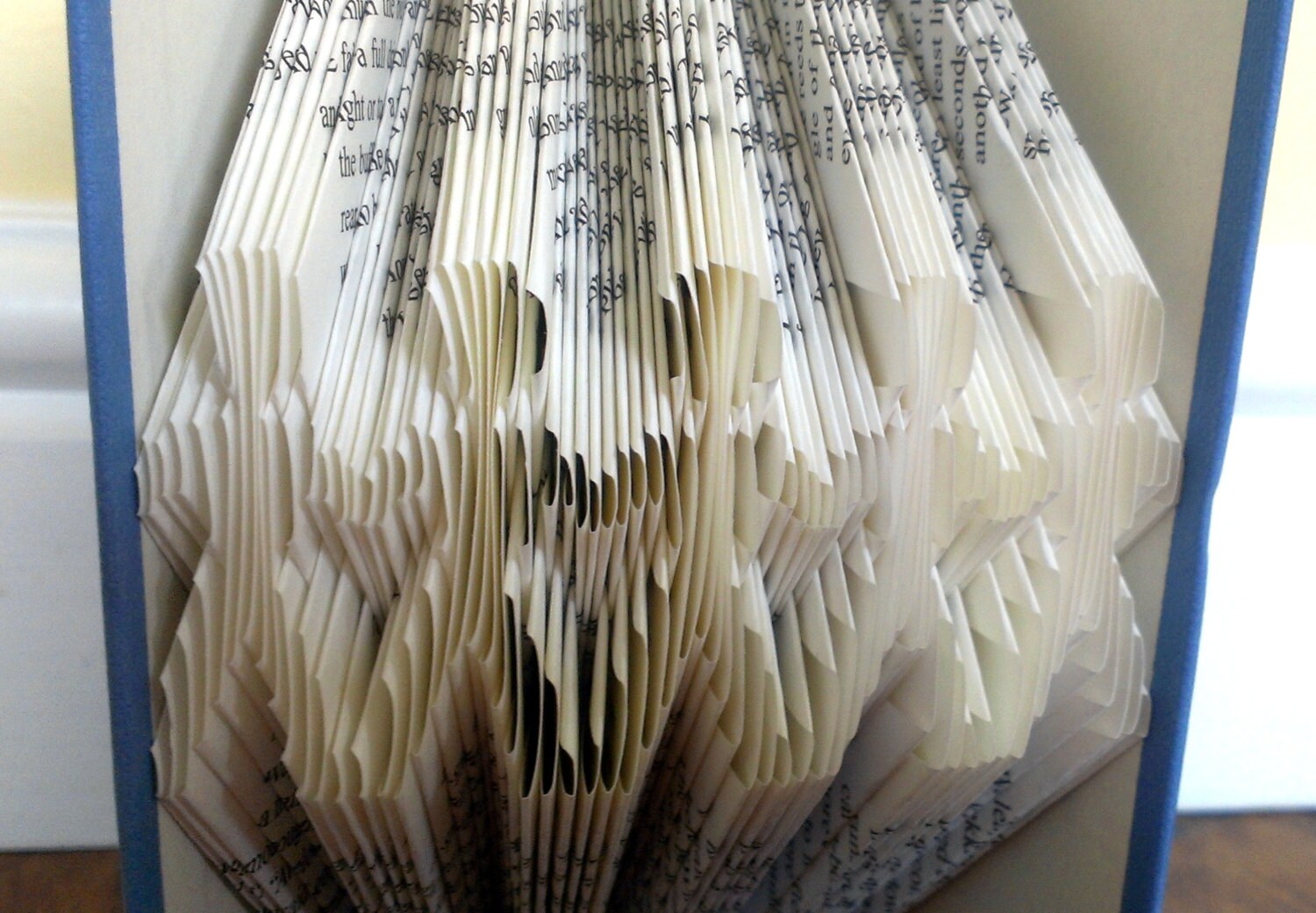 Book Folding Pattern: PAPERCHAIN BOYS Design (including Instructions ...
