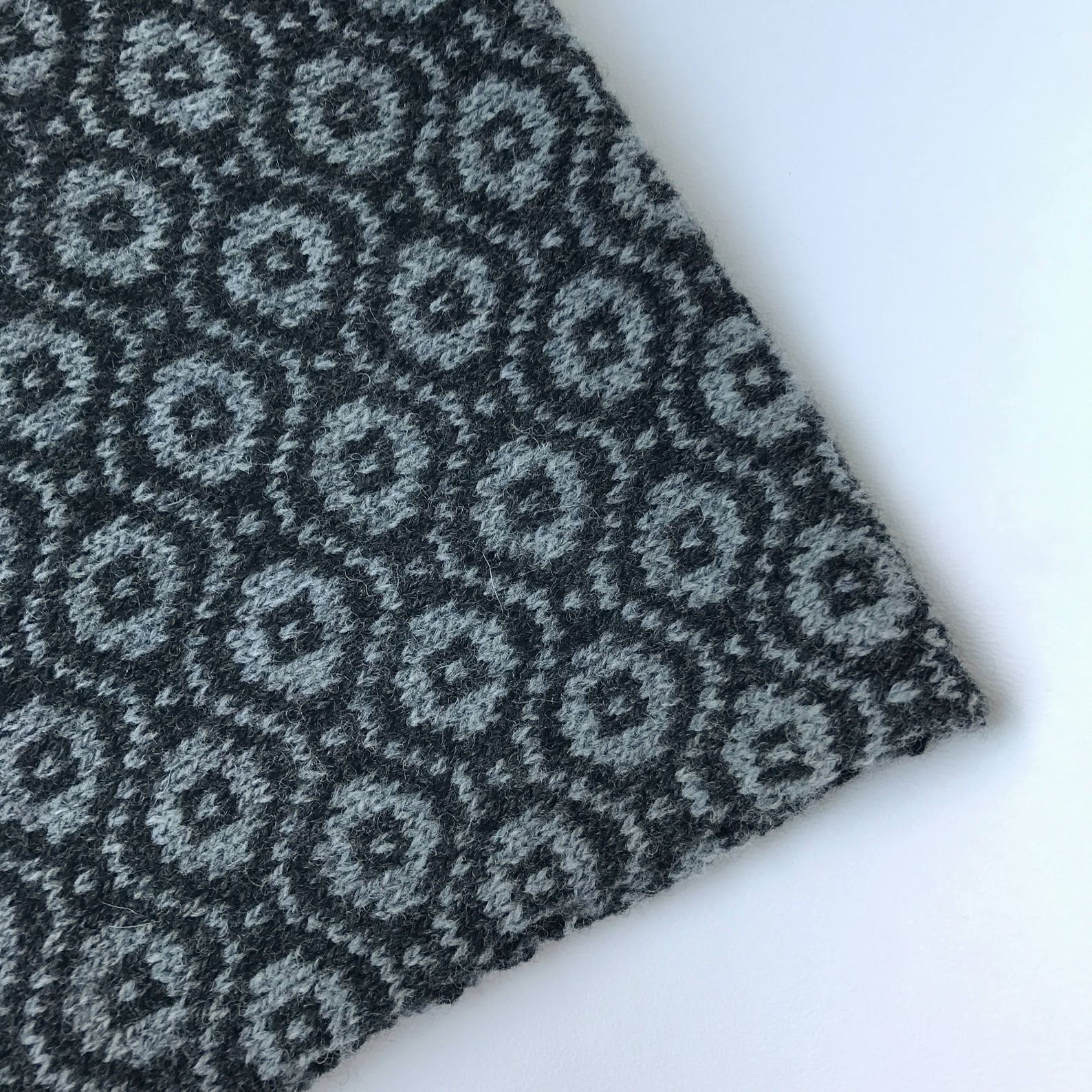 Mens Knitted Snood Mens Lambswool Snood Lambswool Scarf - Etsy