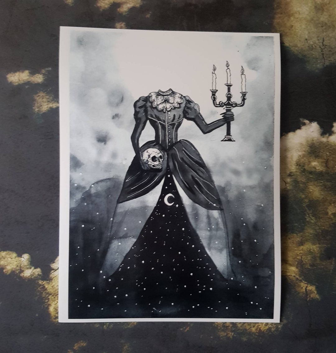 The Headless Lady 8x6 - Etsy
