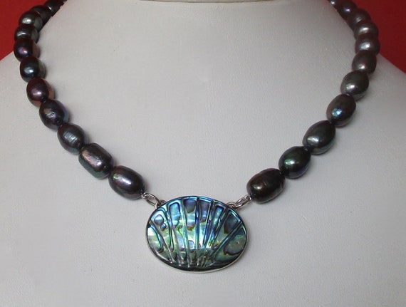 Vintage Peacock Cultured Pearl Necklace With Abalone … - Gem