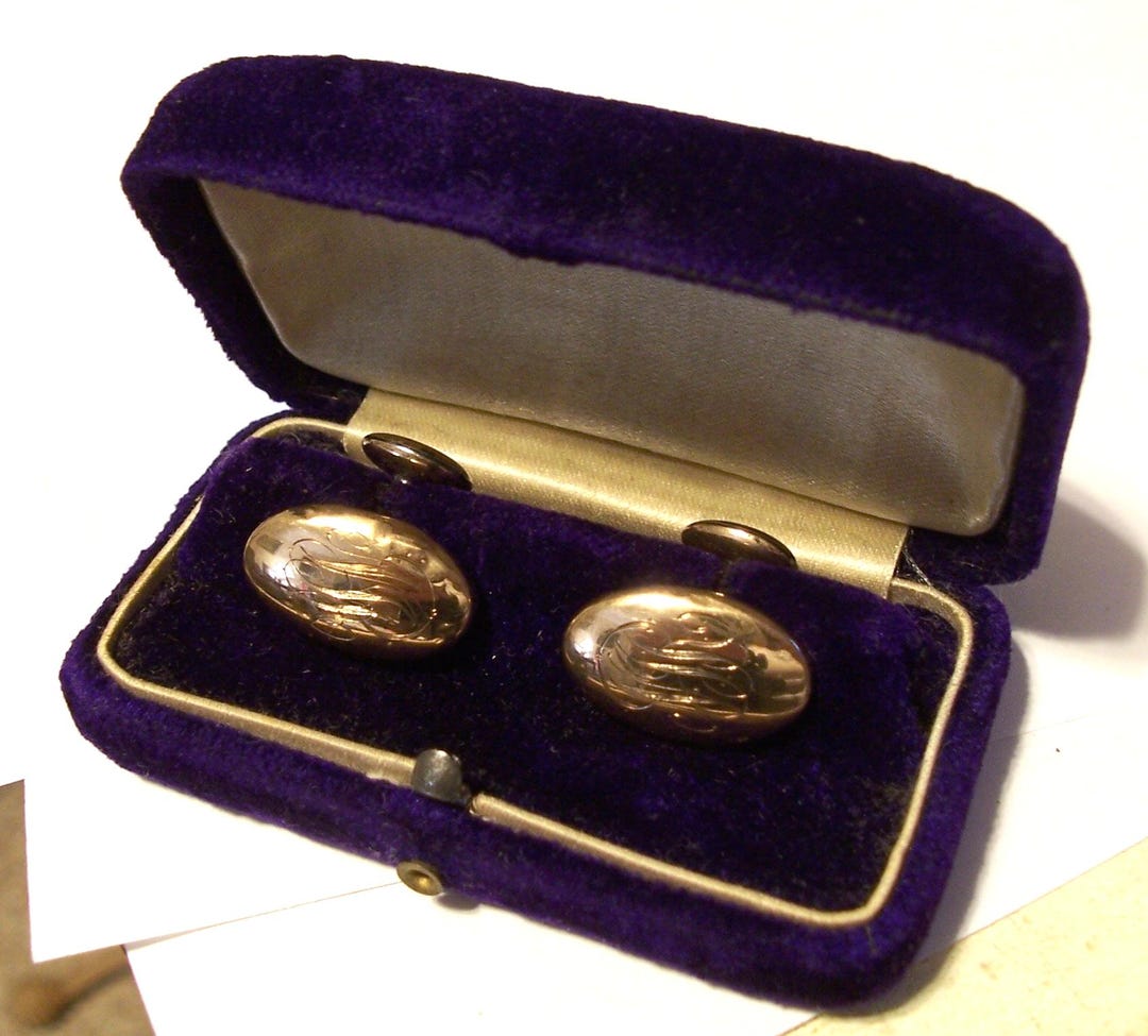 Antique Velvet Push Button Case ~ Dome Top ~ Deep Purple Colored ~ Gold ...