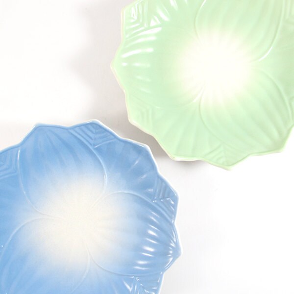 Vintage Pastel Lotus Blossom Plates and Bowls by Fire King - Etsy