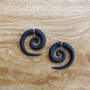 Black Swirl Flexible Fake Gauge Stud Earrings - Etsy