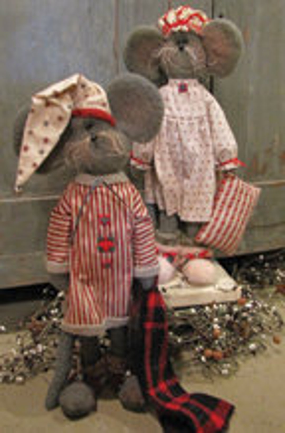 Courtney/cornelius Pattern Set of 2 - 19" Mice - Christmas - Etsy