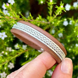 Sami Leather Bracelets With a Braid of Flat Pewter Threads and Flat ...
