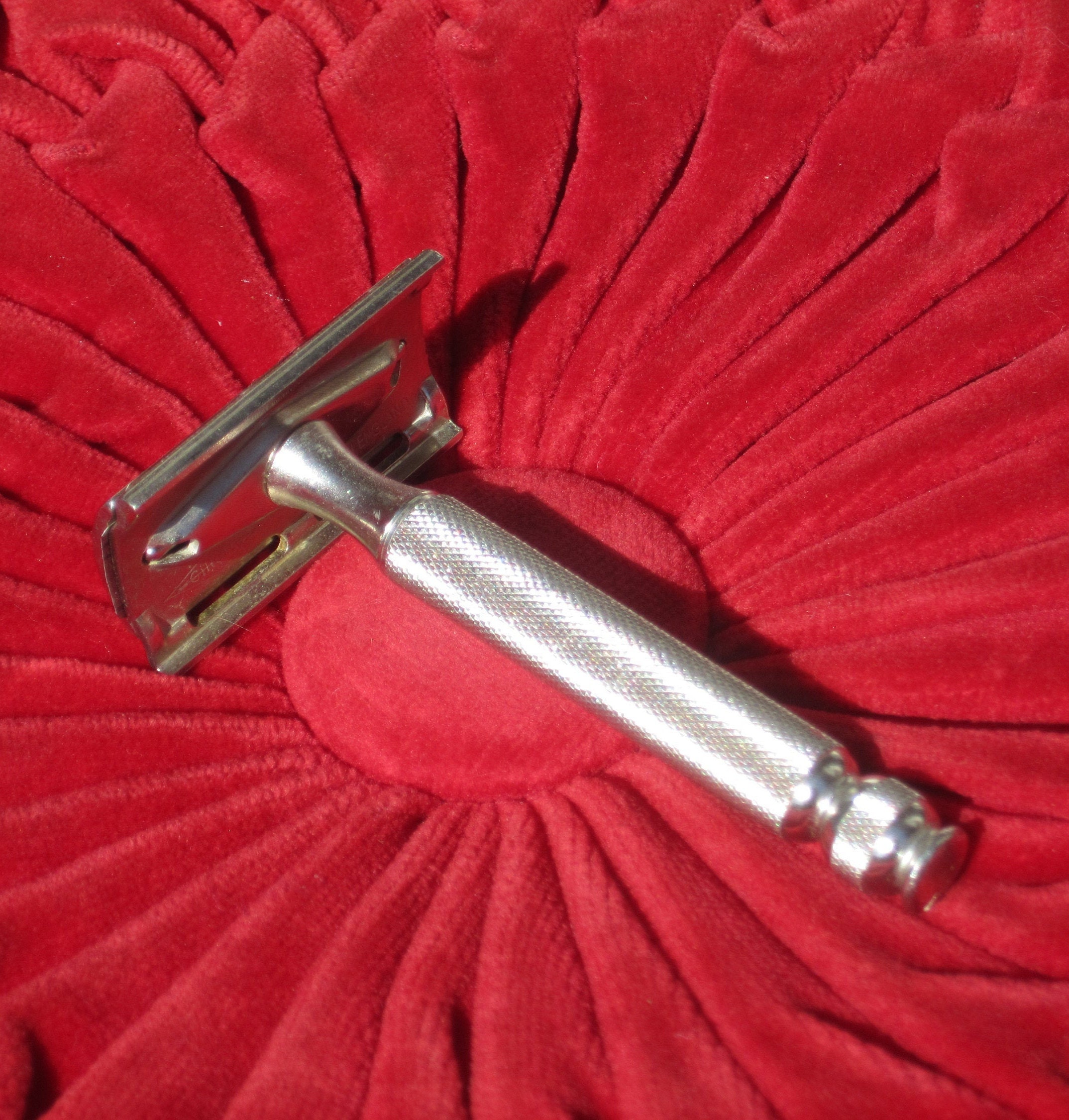 1940s 1950s Gillette Safety 11 Razor Nickel WW2 Vintage Womens Mens ...