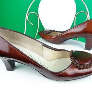 Vintage Retro Red Cross Shoes Pumps Heels Accessorie 1950s 60s Brown ...