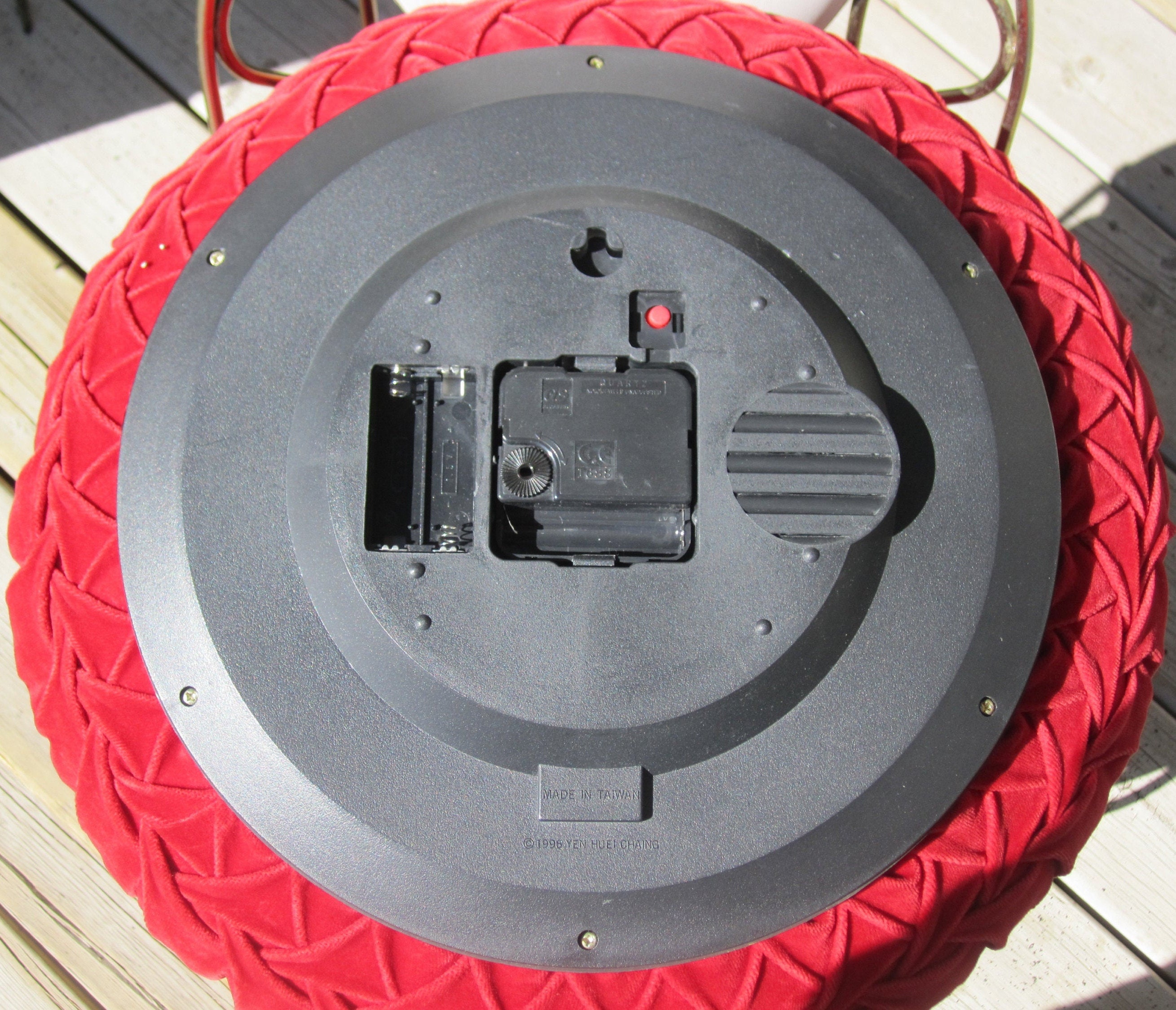 WORKS 1990s Vintage Retro Quartz Musical Instruments Wall Hanging Art ...