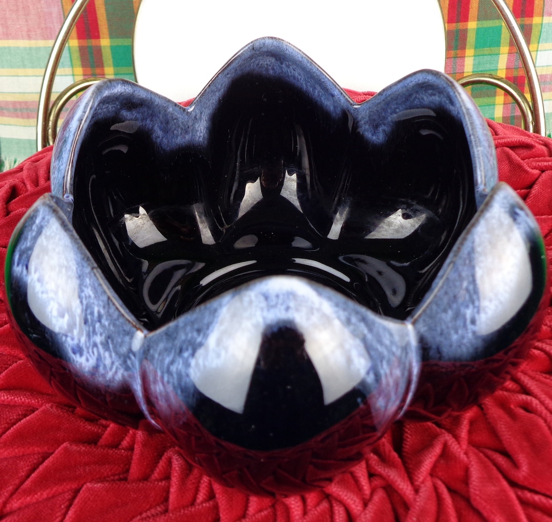 Vintage Retro Art Collectible Ceramic Pottery Lotus Rum Rill Black Blue ...