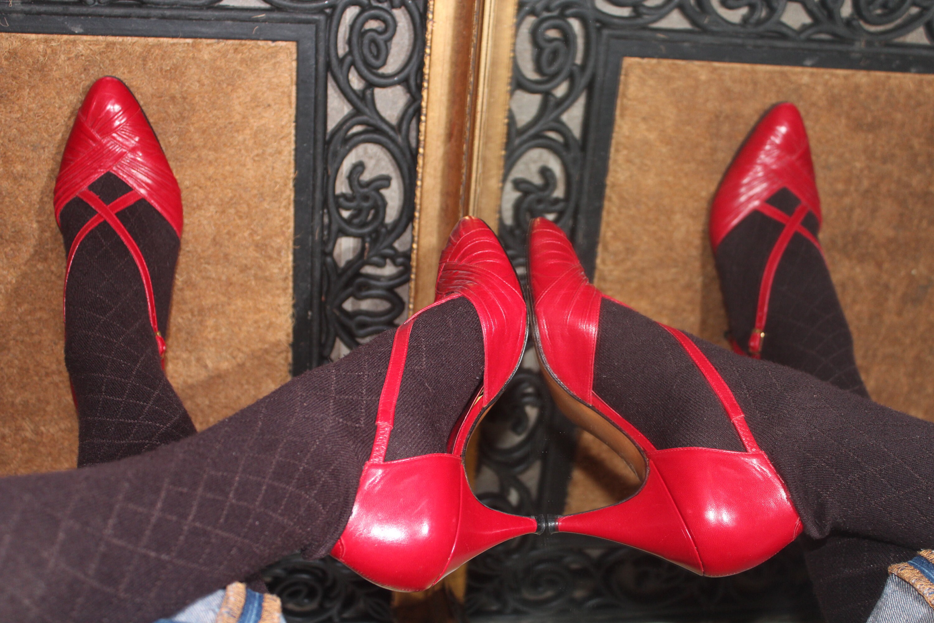 1970s 1980s Vintage Retro Womens Accessorie Red Leather Pumps Shoes ...