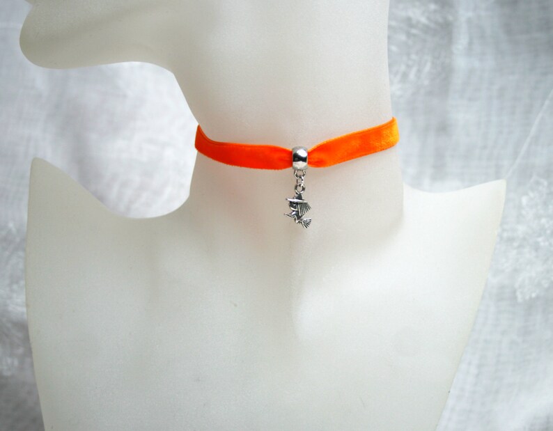 Handcrafted 'little Witch' Choker. Tiny Tibetan Silver - Etsy