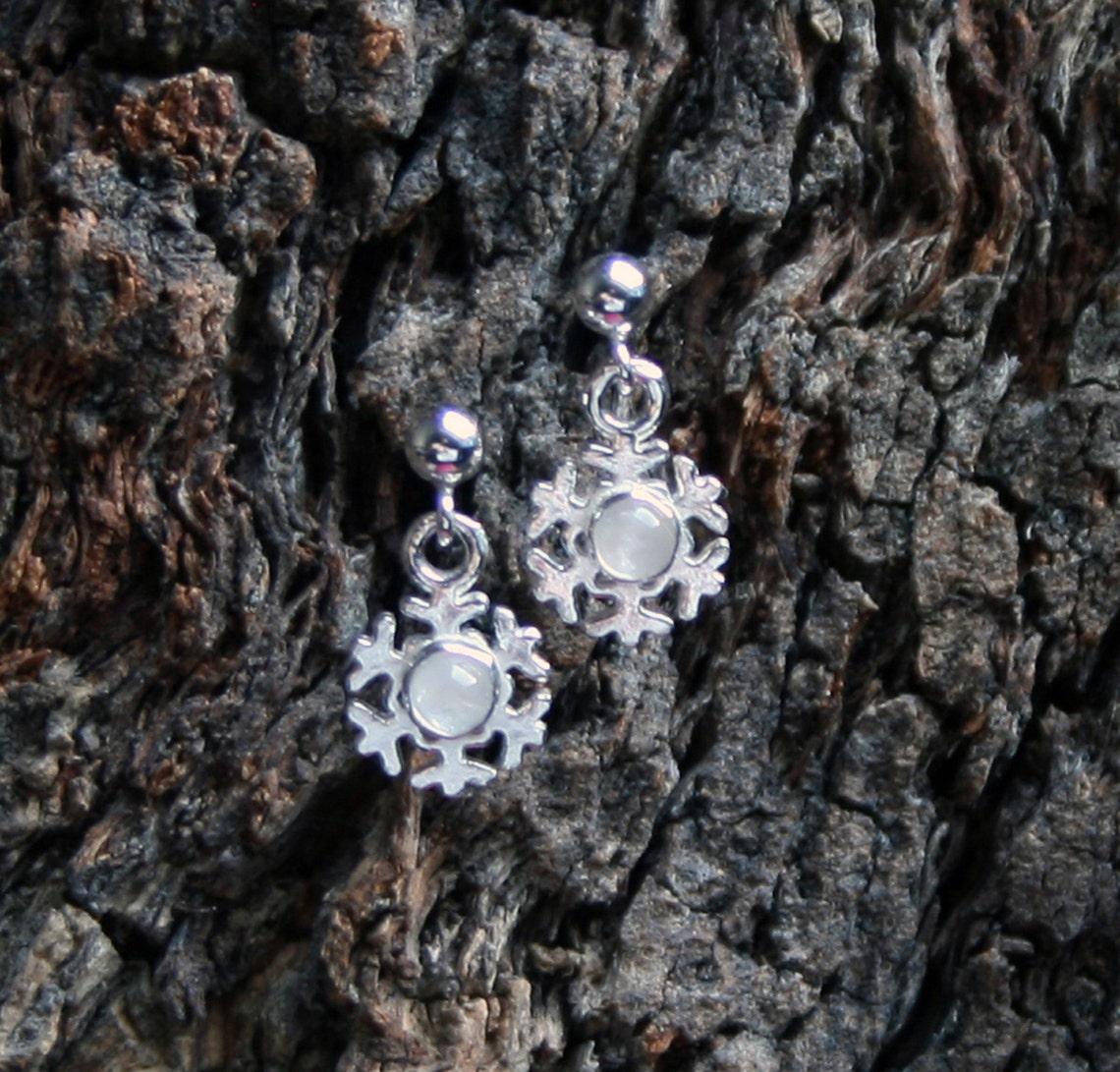 Winter snow Sterling Silver Snowflake dangle drop earrings & | Etsy