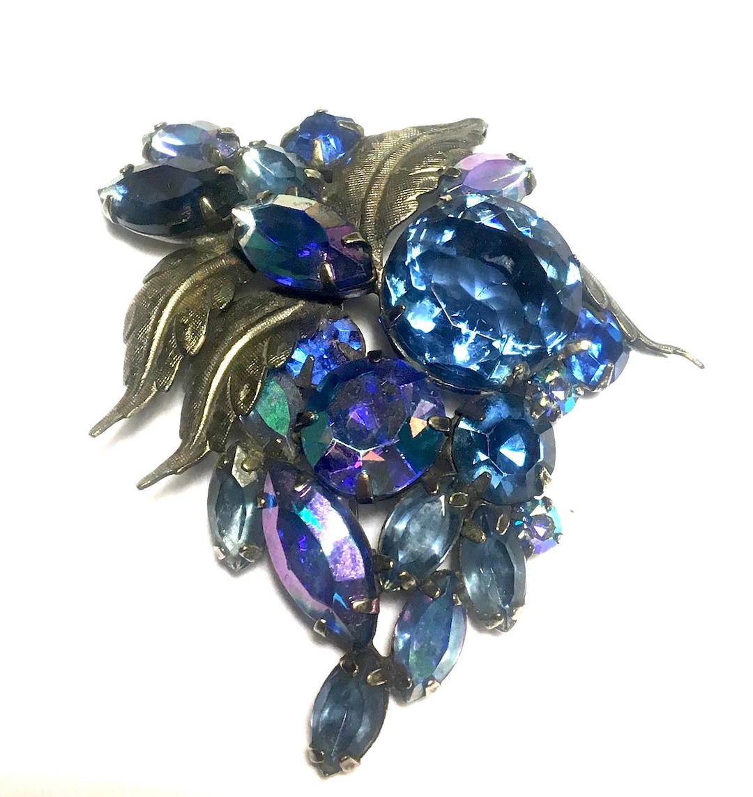 Midnight Blue Iridescent Aurora Borealis 1950s 1960s Brooch - Etsy
