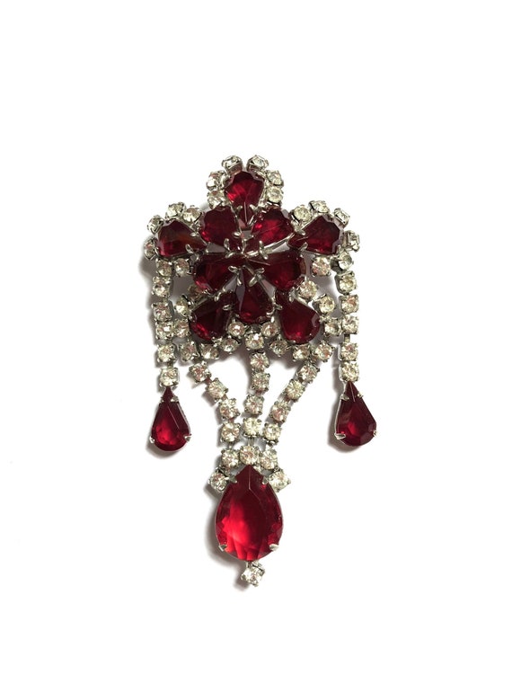 Vintage exquisite brooch, red - Gem
