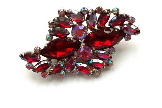 Stunning Large 1950s/1960s Red Rhinestone & Aurora Bo… - Gem