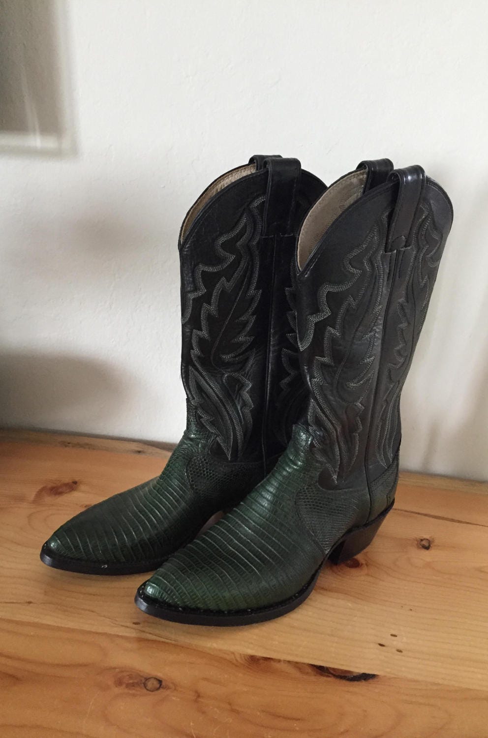 Cowboy Boots in Lizard by Justin Lizard Cowboy Boots Unisex | Etsy