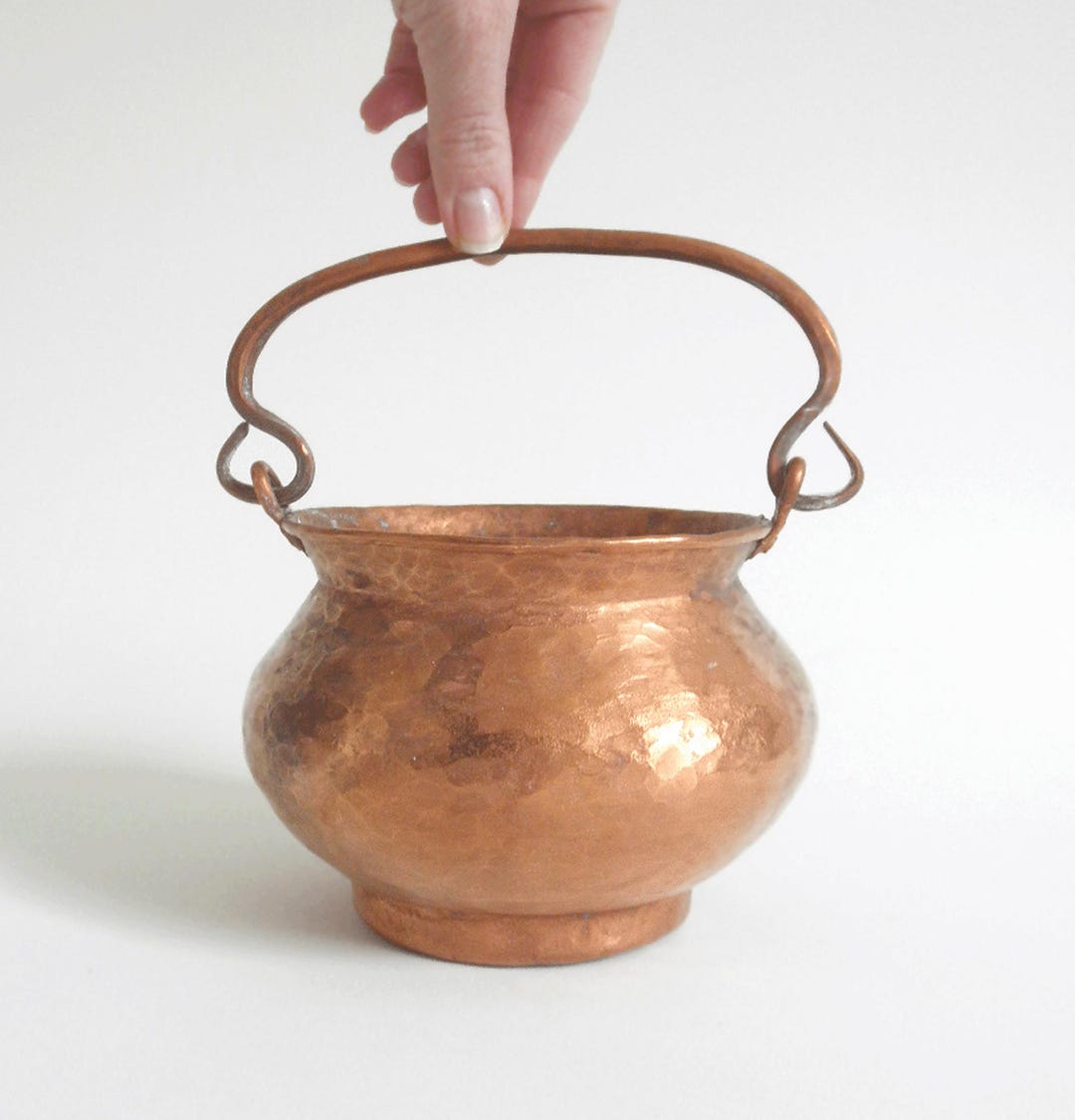 Vintage Artisan Hammered Copper Cauldron Pot, Old Decorative Solid ...