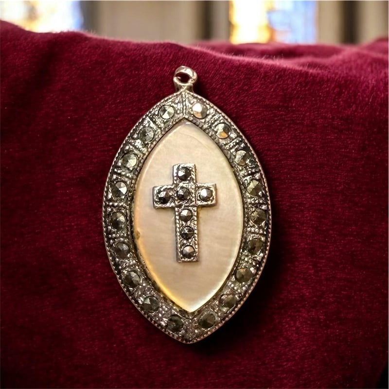 Marcasite Mop Pendant - Etsy