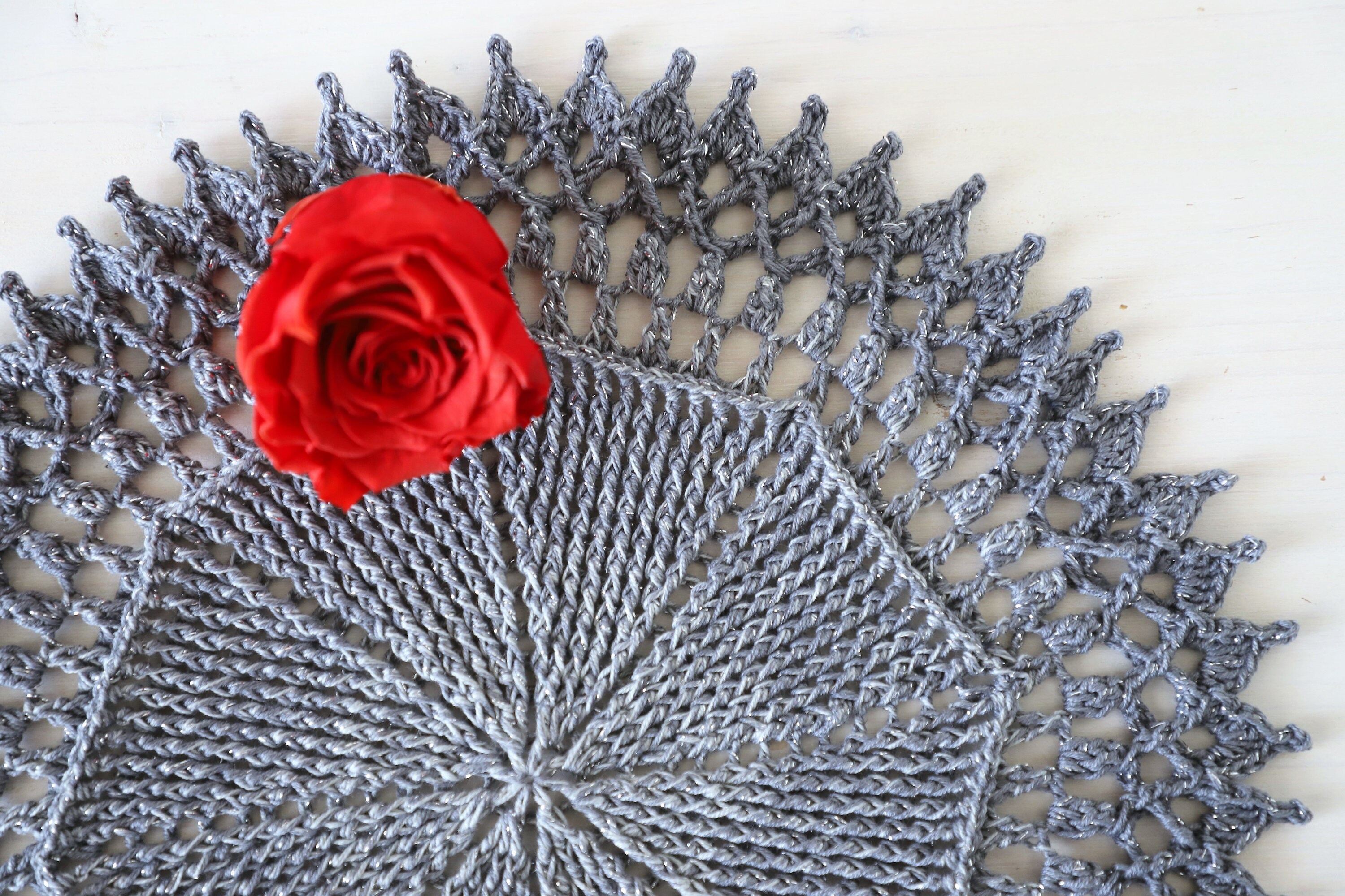 Gray textured doily Susie designed by Irina Maleeva iriskabeat | Etsy