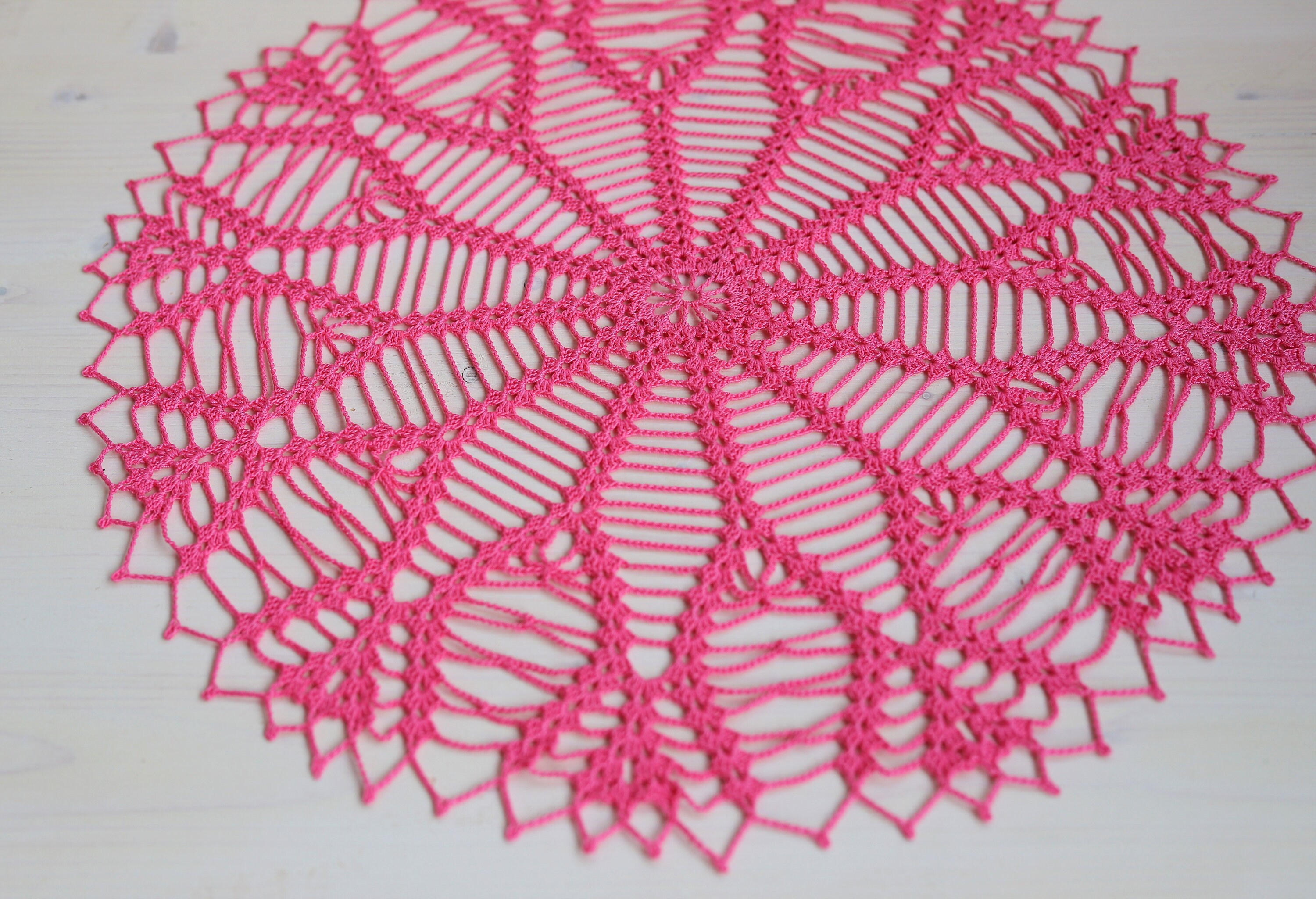 Pink round crochet mini tablecloth 18 doily 46 cm round | Etsy