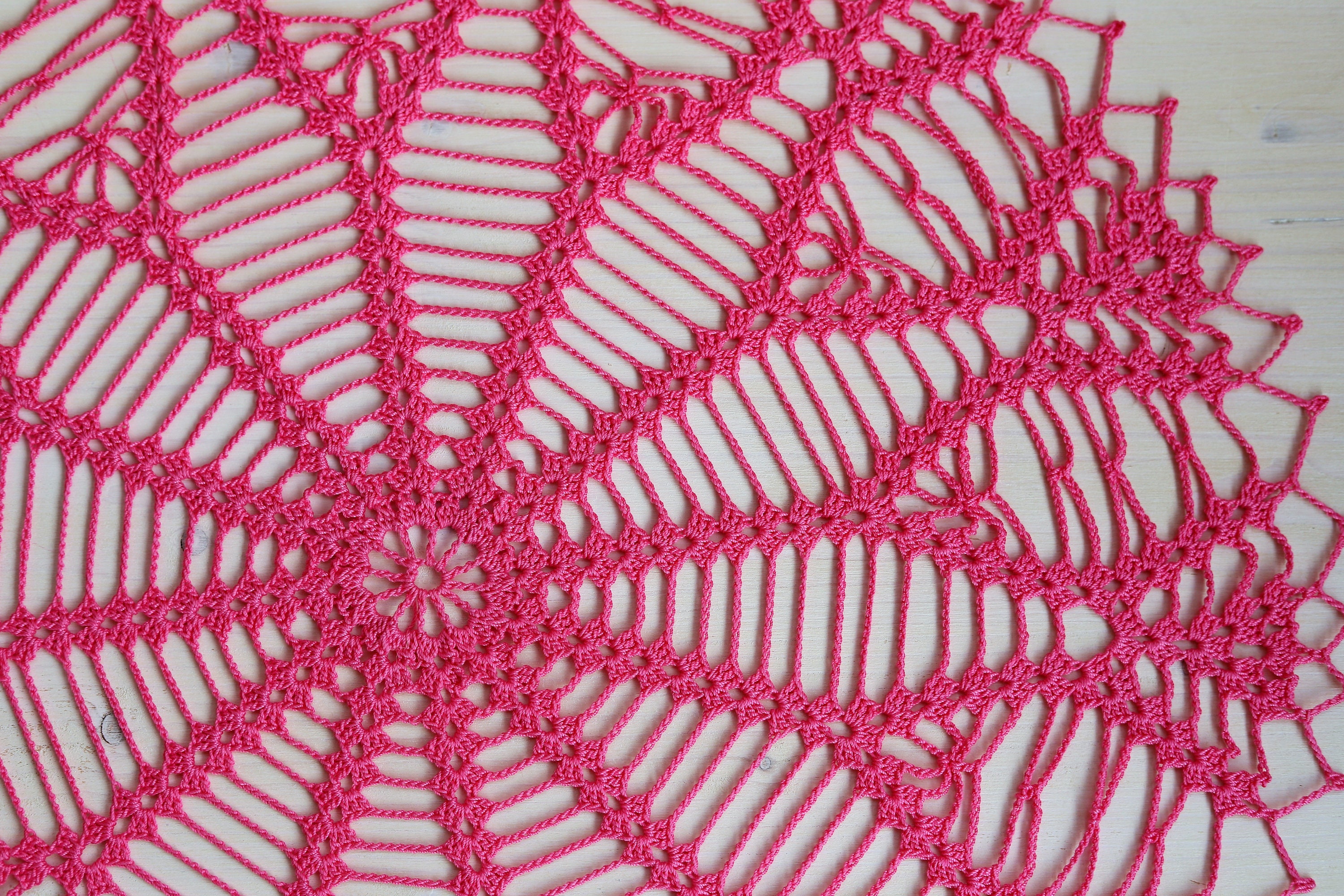 Pink round crochet mini tablecloth 18 doily 46 cm round | Etsy